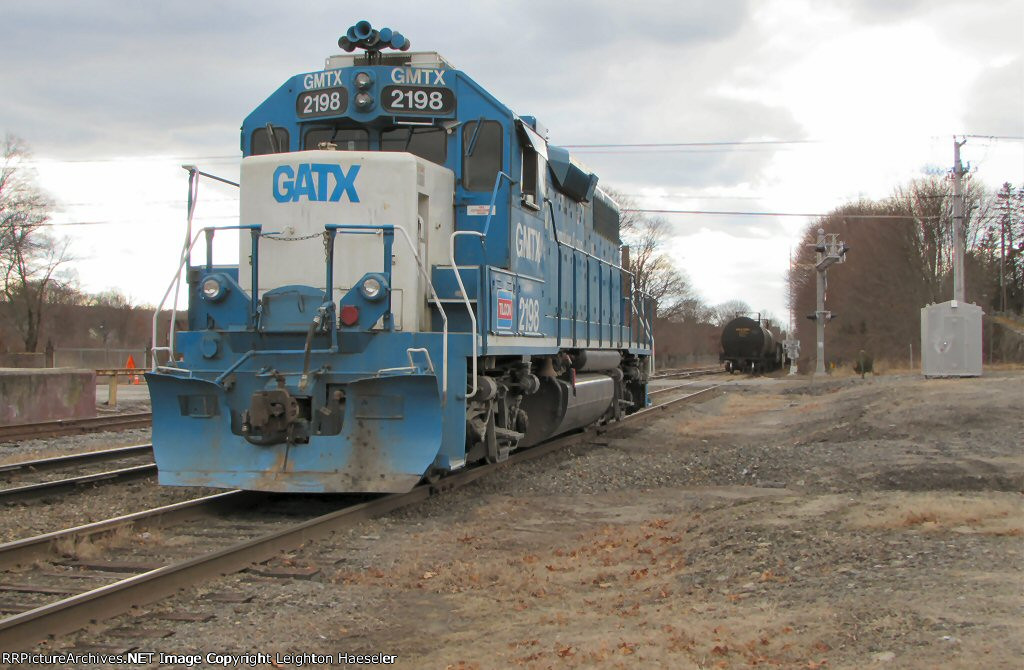 GMTX 2198 wearing a Tilcon decal